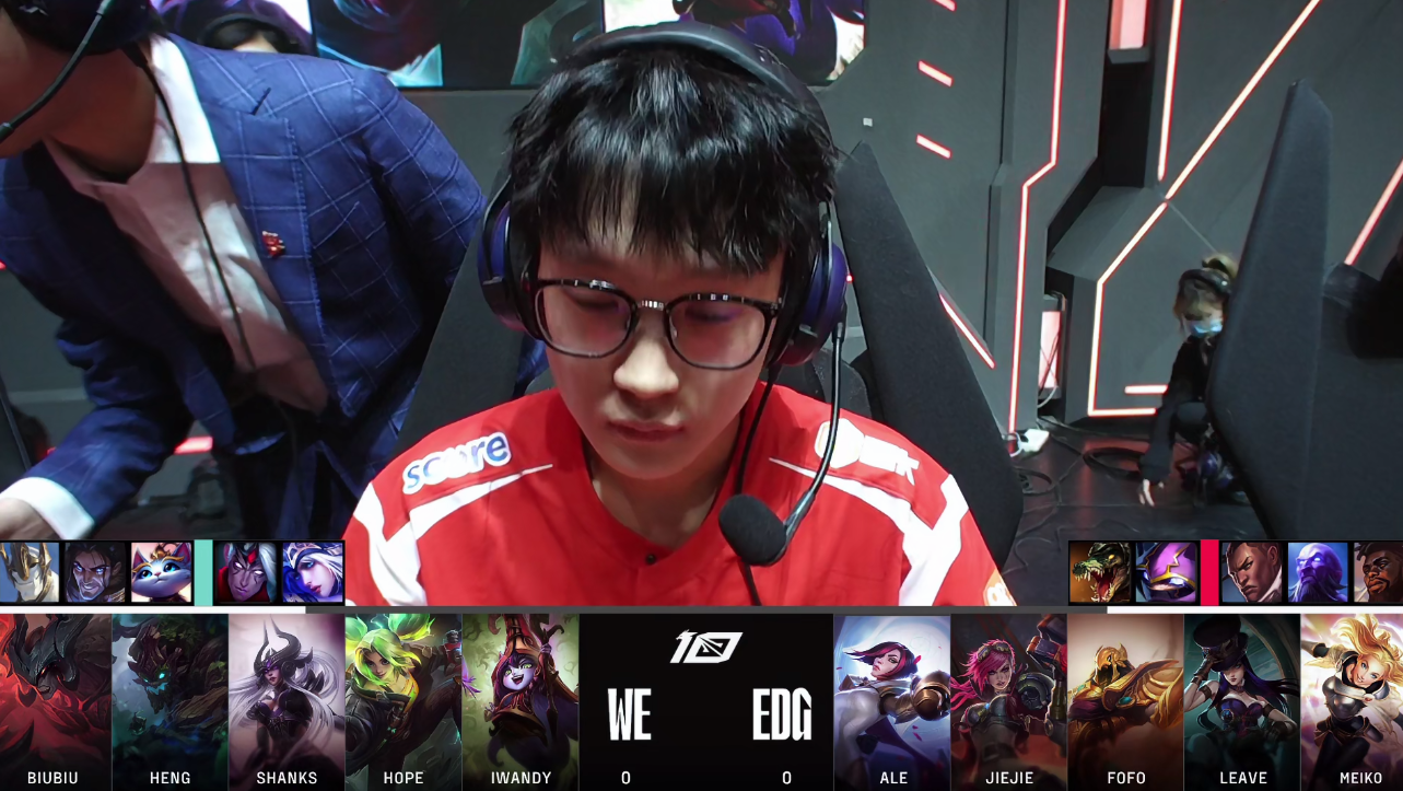 【战报】EDG 2-0 WE：FoFo阿卡丽刺杀全场 EDG连下两城战胜WE